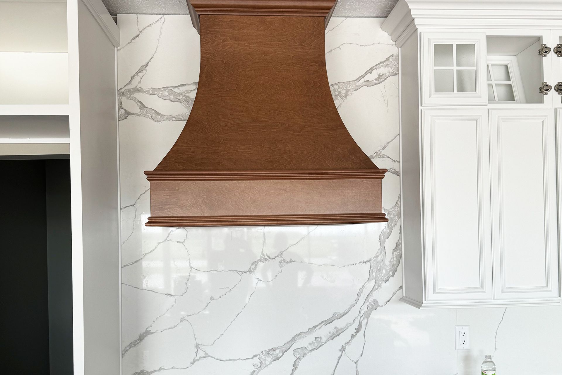 Dual Wonders of Stone Surfaces: The Exquisite Showcase of 5107 Vinson ...